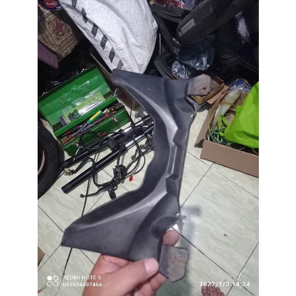Jual Body / Bodi tengah jok r15 vva/v3 original copotan | Shopee Indonesia