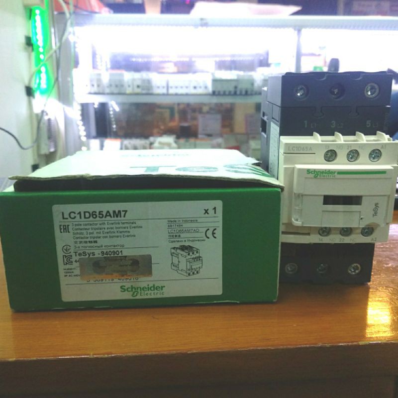 Jual KONTAKTOR SCHNEIDER LC1D65AM7 LC1D65 220V Original | Shopee Indonesia