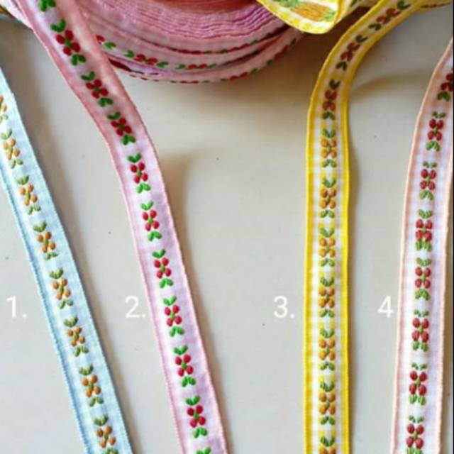Jual Pita Renda Bunga 1 cm | Shopee Indonesia