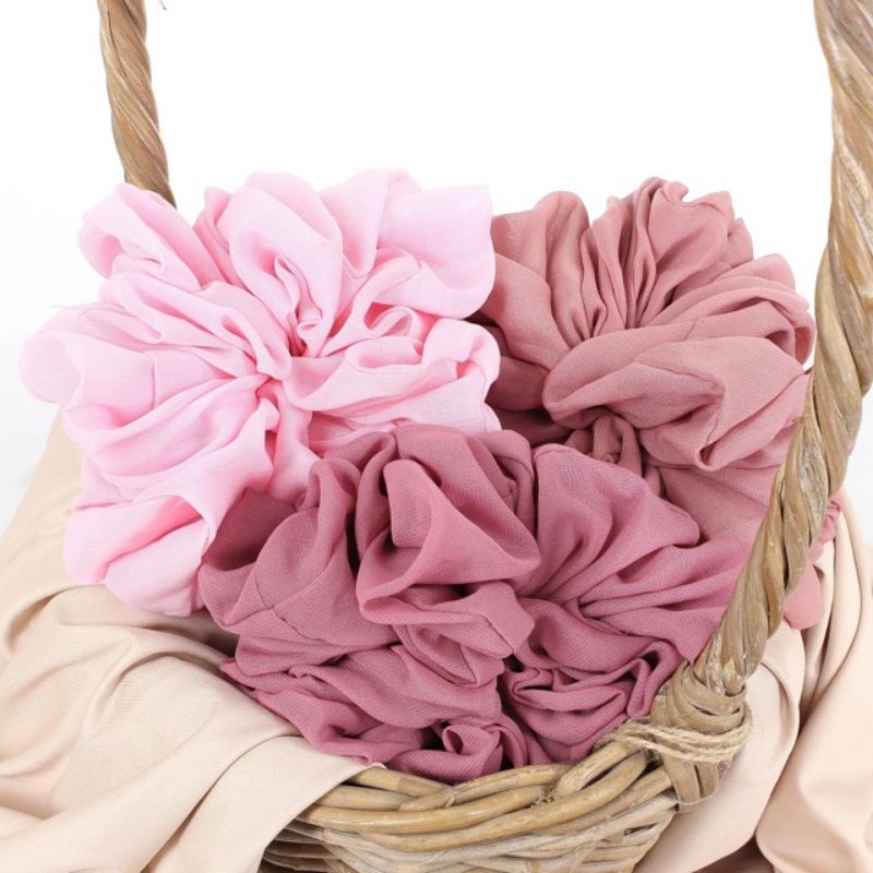 Jual SCRUNCHIE JILBAB SCRUNCIE IKAT RAMBUT JUMBO HIJAB KARET JUMBO ...