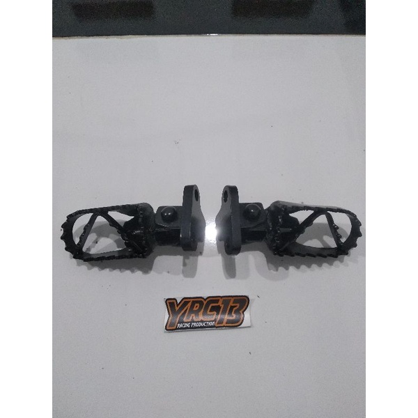 Jual FOOTSTEP LEBAR KLX 150 S L G BF DTRACKER (Tipe L & T) | Shopee ...