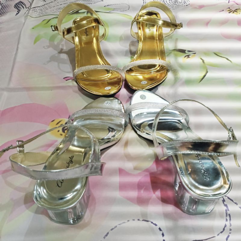 Jual heels kaca/hak transparan tali monzena gliter (real pict) | Shopee ...
