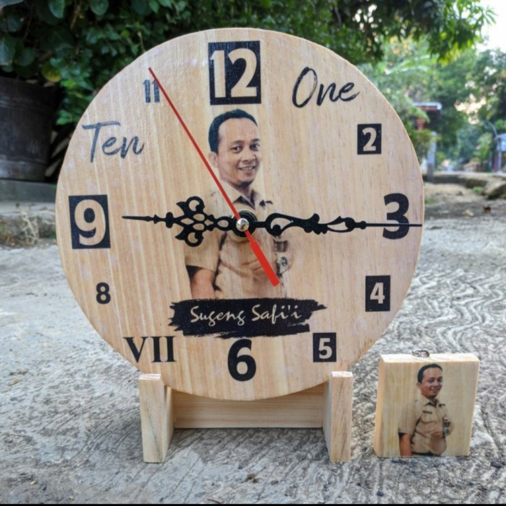 Jual Jam kayu bulat atau jam dinding bulat kayu custom diameter 18cm ...