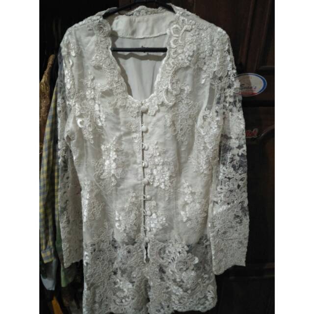 Jual Brokat kebaya putih akad | Shopee Indonesia