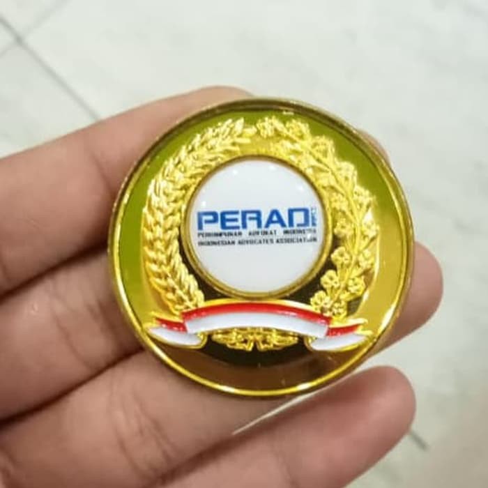 Jual Pin PERADI advokat Pengacara Pin Padi Kapas Tumpuk PERADI peniti ...