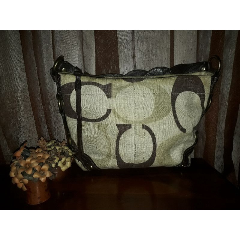 Jual shoulder bag coach preloved ( SOLD) | Shopee Indonesia