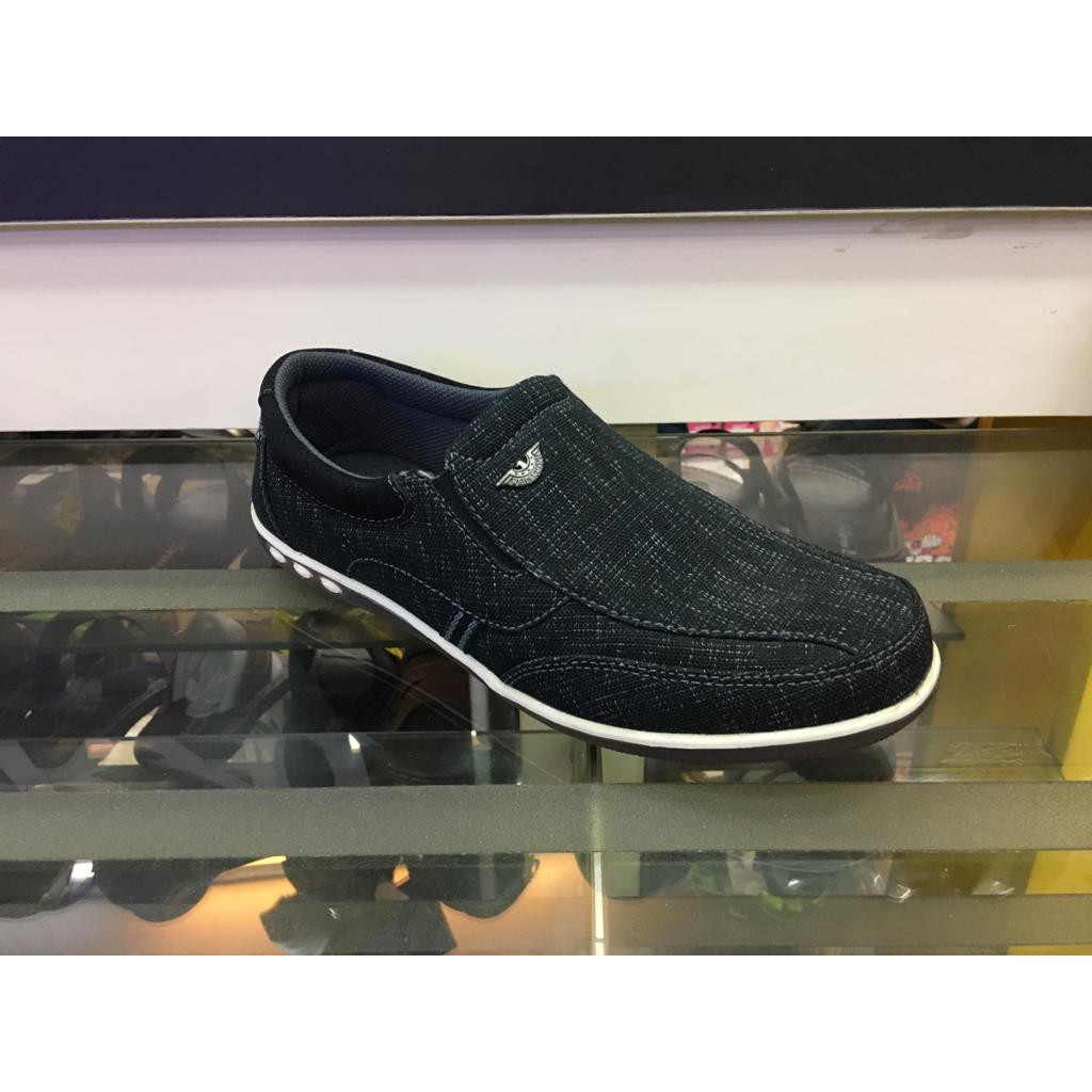 Jual Sepatu Kasual Pria Sepatu Weidenmann Nestor 06 - Hitam | Shopee ...