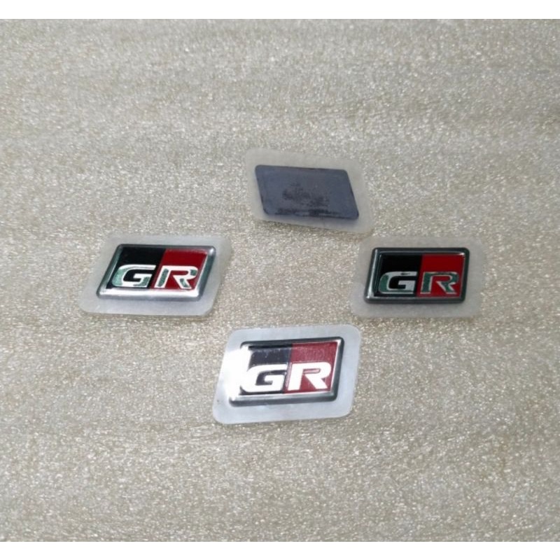 Jual EMBLEM GR SPORT INTERIOR UNIVERSAL TOYOTA ORI | Shopee Indonesia