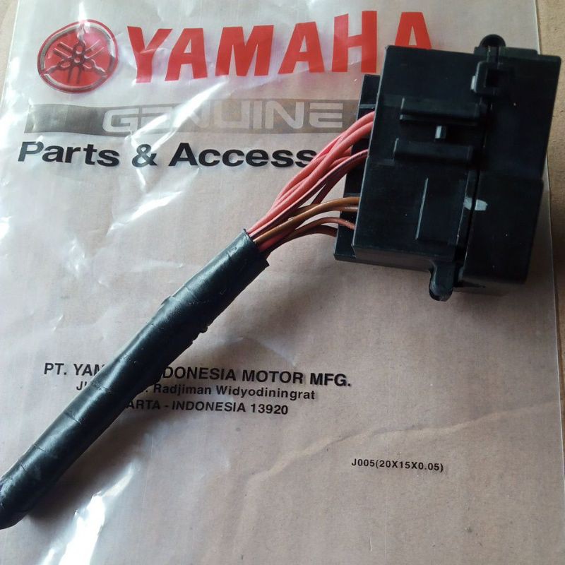 Jual rumah sekering box sekering nmax aerox lexi original | Shopee ...