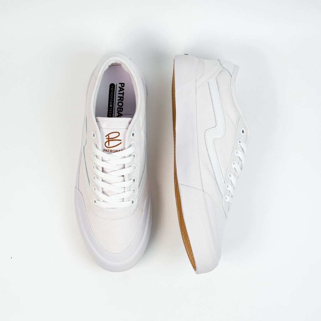 Jual SEPATU PATROBAS NEW IVAN LOW TRIPLE WHITE ( SIZE 35 - 45 ...