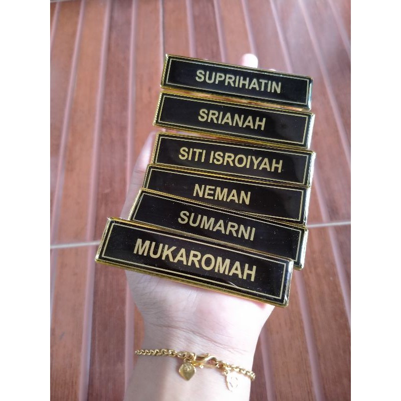 Jual Name Tag Kuningan / Nama Dada Bahan Kuningan | Shopee Indonesia
