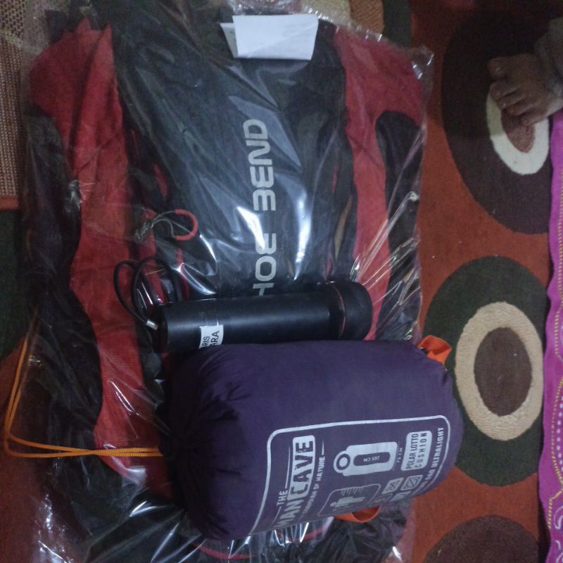 Jual alat alat mendaki gunung | Shopee Indonesia