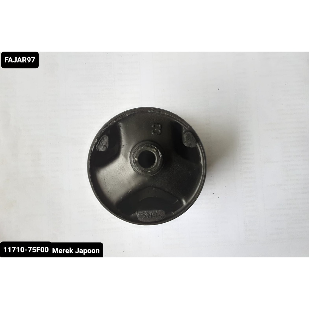 Jual Pangkon mesin/Engine mounting depan/belakang bulat suzuki Karimun ...