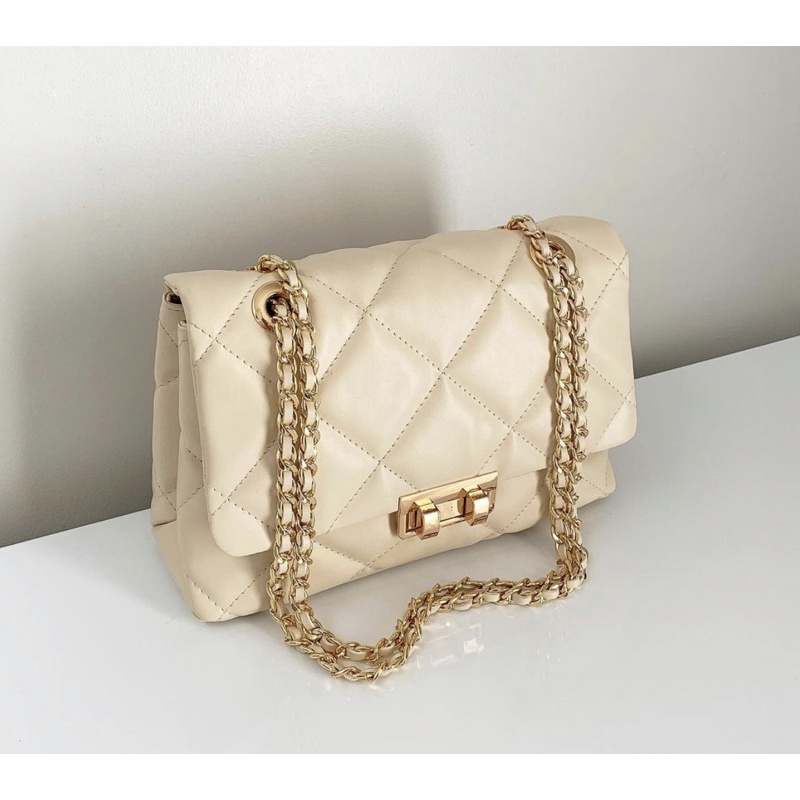 Jual GISEL BAG CREAMY KIAN (READY BUKAN PO) | Shopee Indonesia