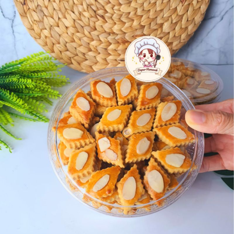 Jual DM - Kue Almond Slice Original Premium / Kue Kering Kacang Almond ...