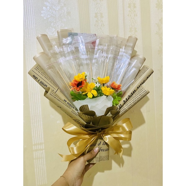 Jual buket uang atau barang kosong motif koran bouquet cellophane ...