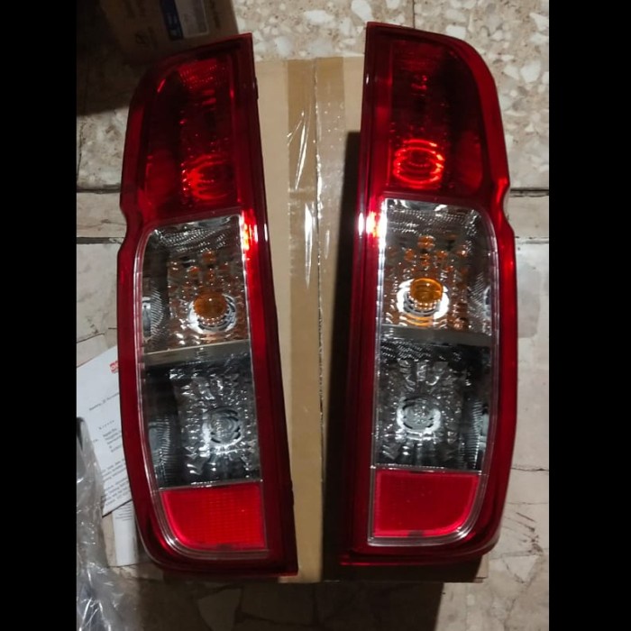 Jual STOP LAMP NISSAN NAVARA FRONTIER 26550/55-EB71A ORIGINAL | Shopee ...