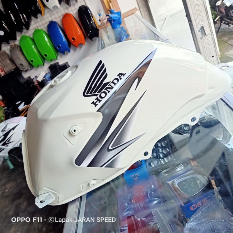 Jual Tangki Tiger Revo Putih Albino Dengan Striping | Shopee Indonesia