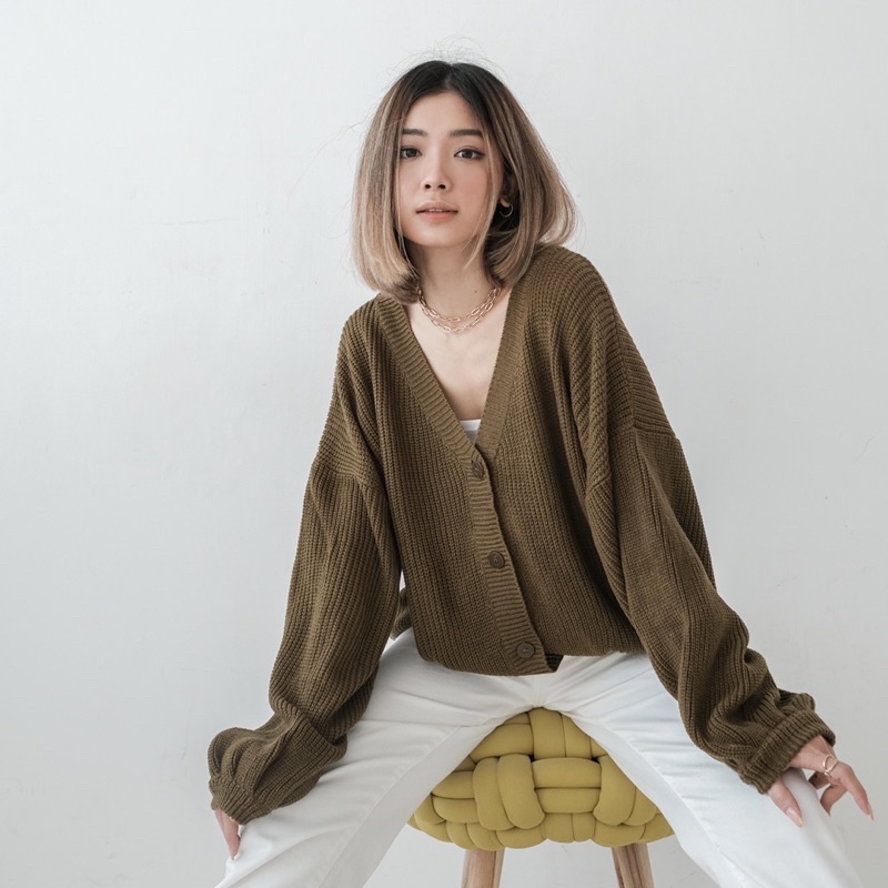 Jual Cardigan (LEICA KNIT CARDIGAN) | Shopee Indonesia