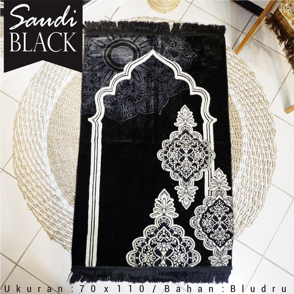 Jual Sajadah Hitam Turki Turkey Motif Bunga Black White Sejadah Super ...