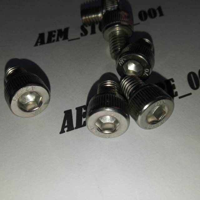 Jual Baut L M8 x 10 (1cm) stainless 304 ww A2-70 | Shopee Indonesia