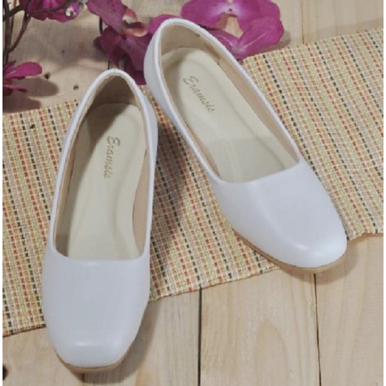 Jual SEPATU FORMAL KERJA KANTOR DINAS WANITA HEEL HAK 3 CM KULIT PUTIH ...