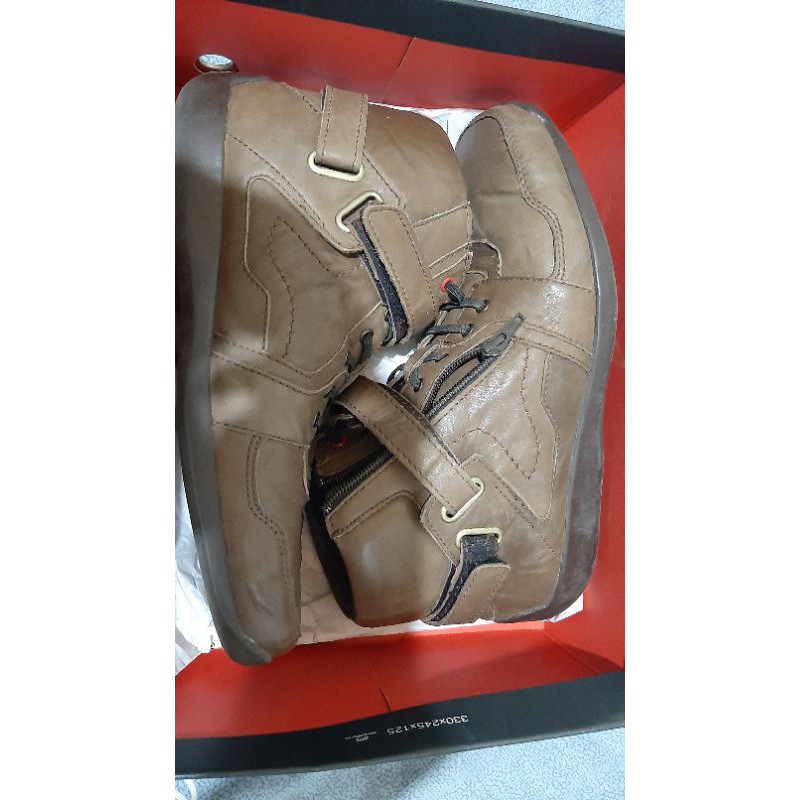Jual Gino Mariani Elario 3 | Shopee Indonesia