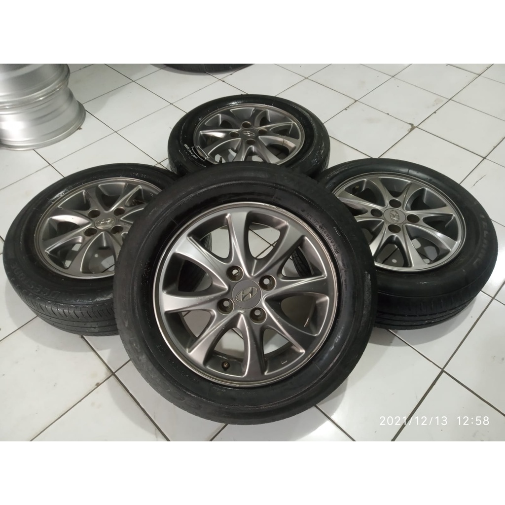 Jual velg mobil bekas ring 14 lubang baut 4x100 warna grey plus ban 175 65 r14 | Shopee Indonesia