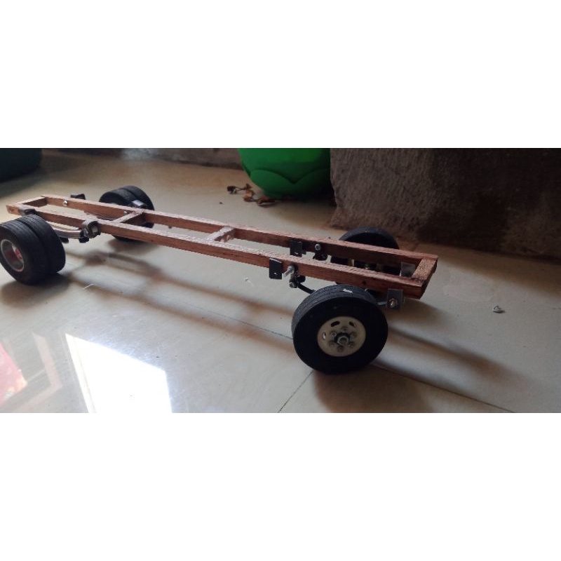 Jual Sasis RC Truck Dari Kayu Skala 14 | Shopee Indonesia