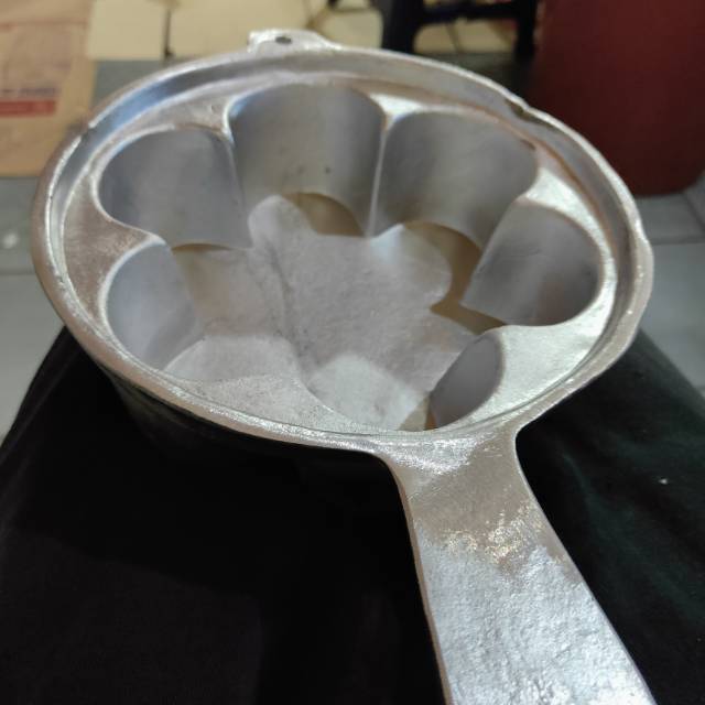 Jual (1kg) tuangan bingka/cetakan bingka/ loyang bingka | Shopee Indonesia
