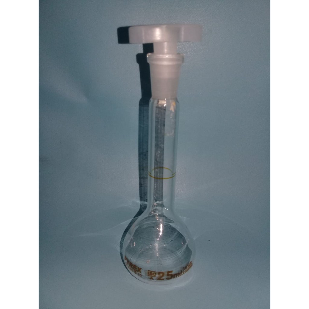 Jual VOLUMETRIC FLASK / LABU UKUR PYREX 25 ml - Boro, Plastic Stopper, Class A | Shopee Indonesia