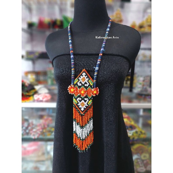 Jual Kalung Manik Tameng Tali kain Tenun Dayak Kalimantan | Shopee ...