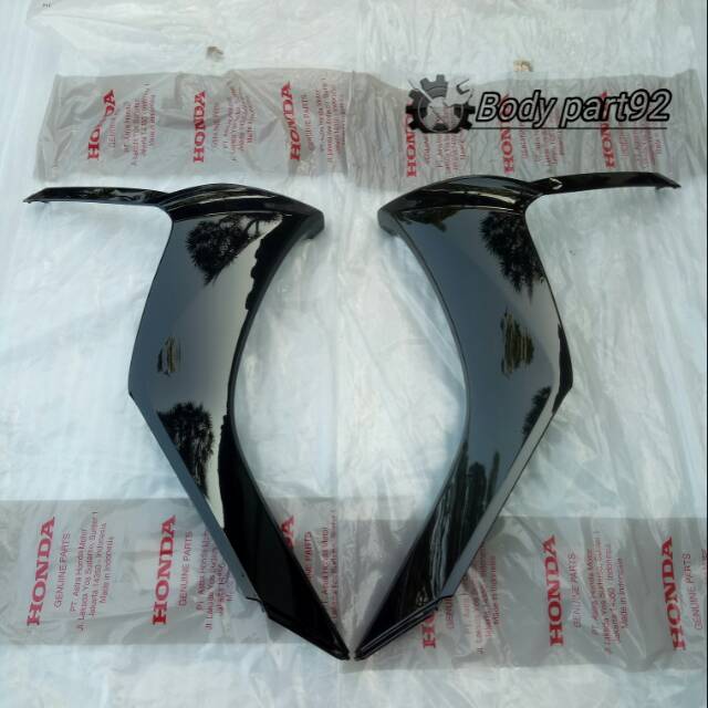 Jual 64301-KZL-A00ZA Cover Tebeng Sayap Kanan dan Kiri Spacy Hitam ...