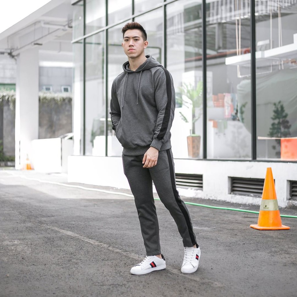 Jual CELANA TRAINING PRIA AD 918 HITAM LIST MERAH - OLAHRAGA COWOK GYM ...