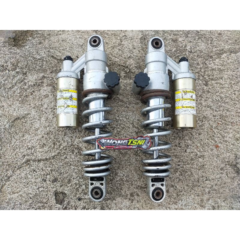 Jual shock skok belakang showa gsx 1400 copotan motor | Shopee Indonesia