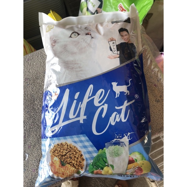 Jual LIFE CAT MAKANAN KUCING KERING KEMASAN 1kg | Shopee Indonesia