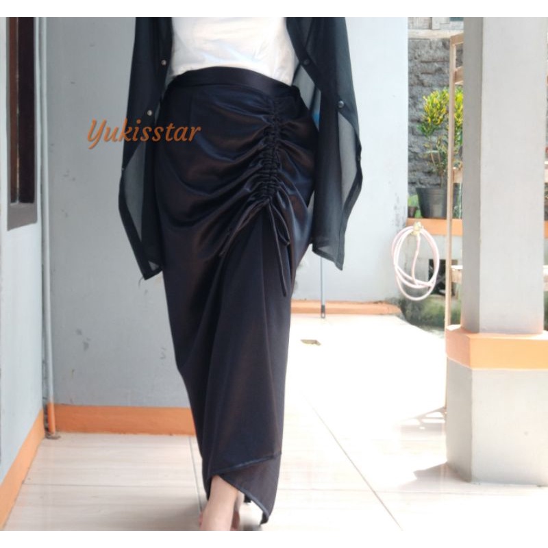 Jual Pearl Sateen Skirt / Rok Satin Serut / Rok Satin / Rok Span Serut ...