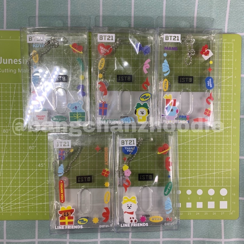 Jual ACRYLIC PHOTOCARD PC HOLDER BT21 KOYA RJ SHOOKY CHIMMY MANG | Shopee Indonesia