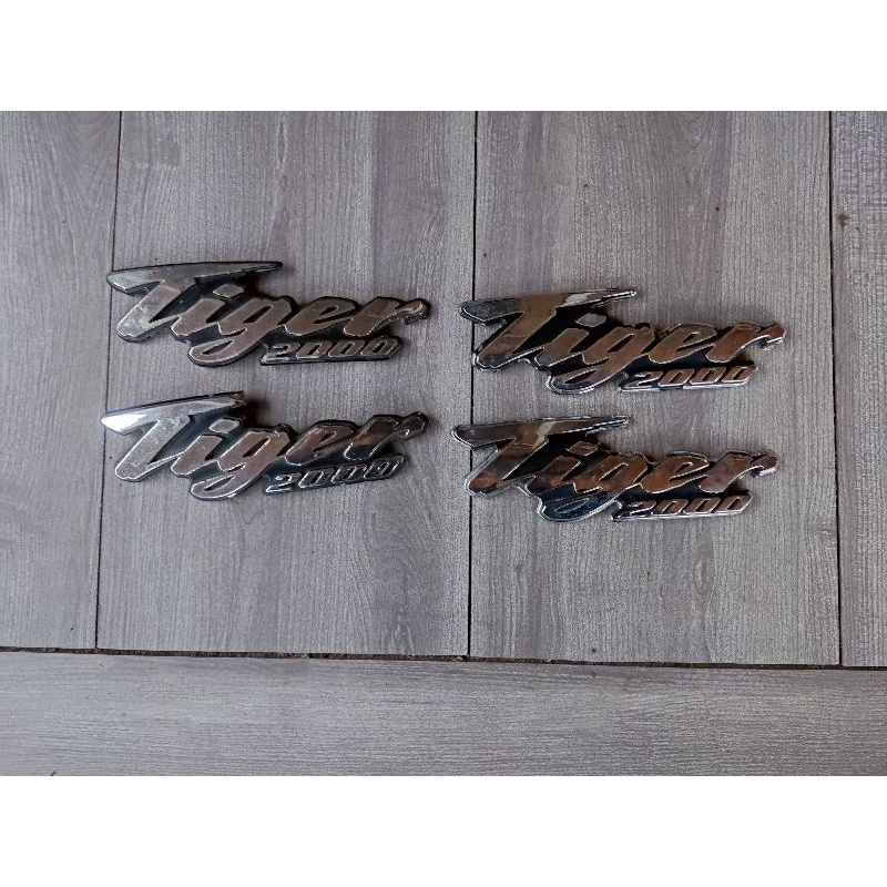 Jual emblem logo simbol tangki gastank honda tiger2000 tilam tilas ...