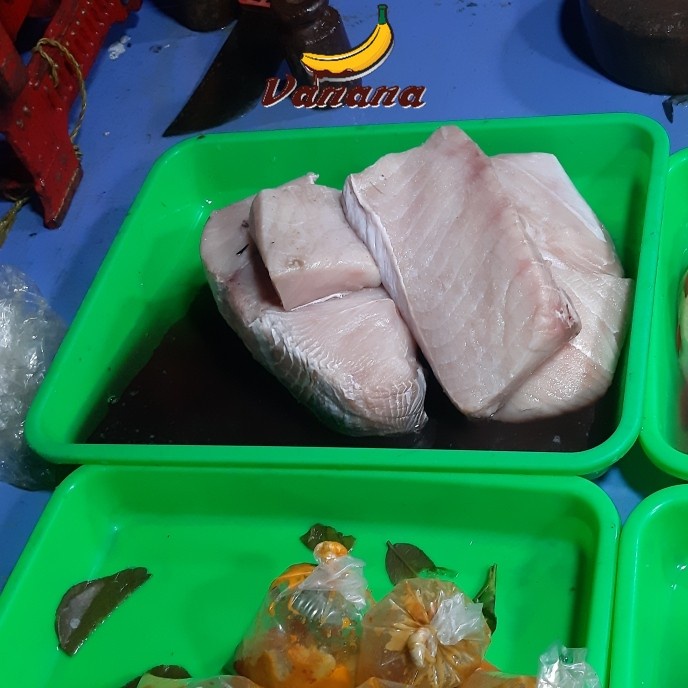 Jual VANANA Daging tuna 1kg (1000g) | Shopee Indonesia