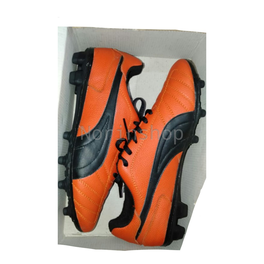 Jual SEPATU BOLA PUMA BAHAN KULIT ASLI WARNA ORANGE | Shopee Indonesia