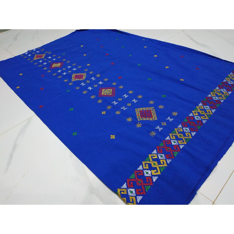 Jual TENUN PARUKI TENUN PABINTIK TENUN TORAJA KHAS SULAWESI | Shopee ...