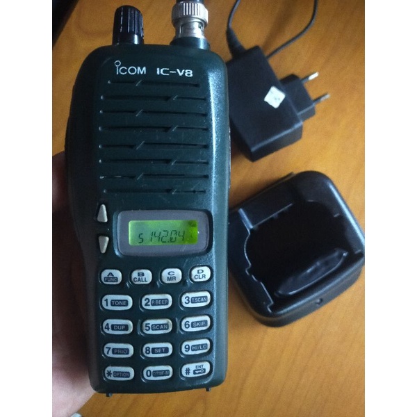Jual HT ICOM IC V8 VHF BATERAI LENGKAP CHARGER HARGA 675K | Shopee ...