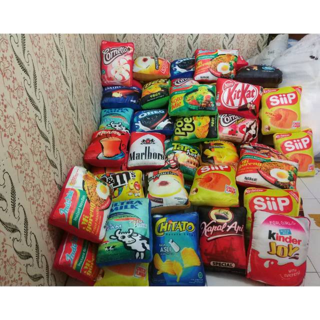 Jual bantal snack murah / grosir bantal snack / bantal makanan | Shopee ...