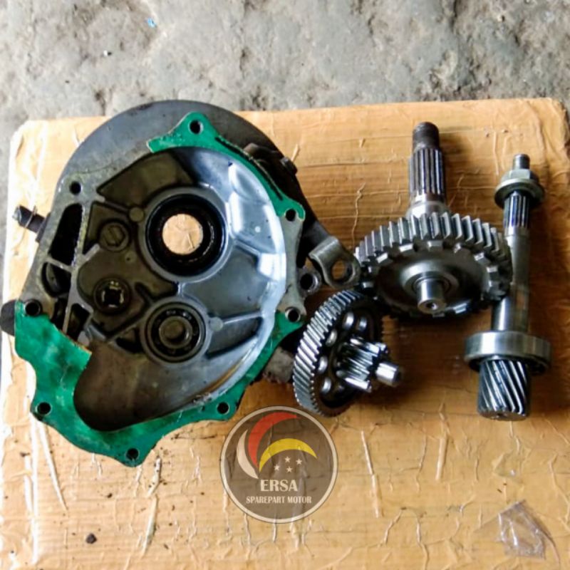 Jual Gardan Gigi Rasio Gear Box Beat FI Beat ESP Set Original Copotan ...