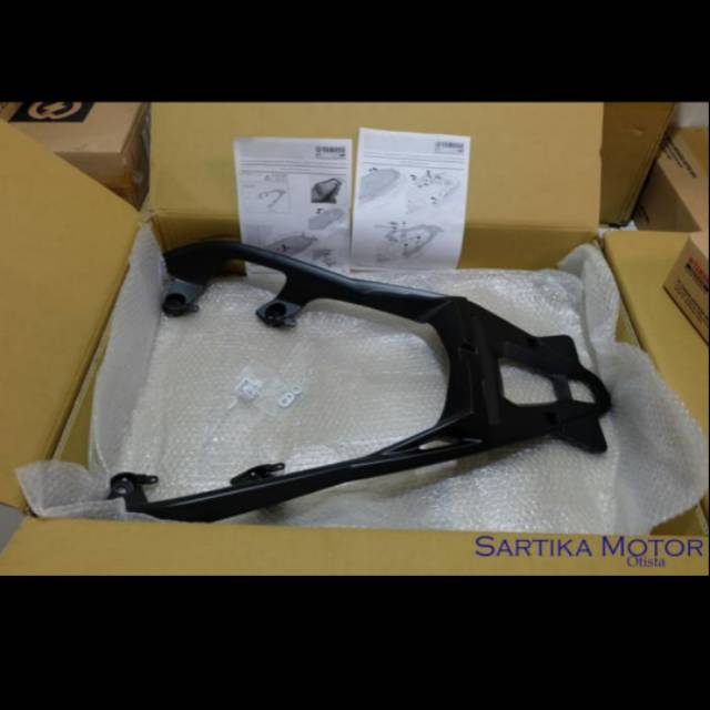 Jual Bracket breket box Rear Carrier Yamaha X max Xmax 250 Original ...