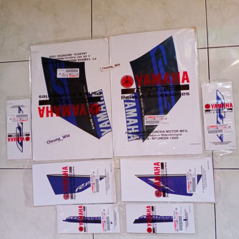 Jual lis body stiker Striping 8pc Yamaha YZF R15 VVA V3 Racing Blue ...