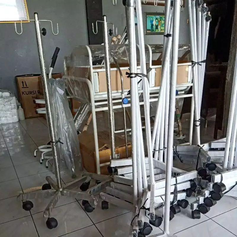 Jual tiang infus / stadar infus besi | Shopee Indonesia