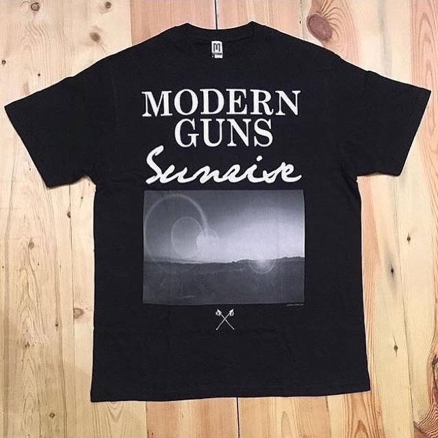Jual Modern Guns merch official | Shopee Indonesia