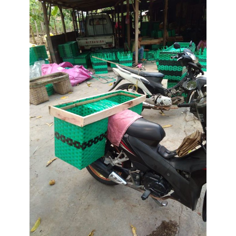 Jual Keranjang motor,Bronjong motor,Tas anyaman | Shopee Indonesia